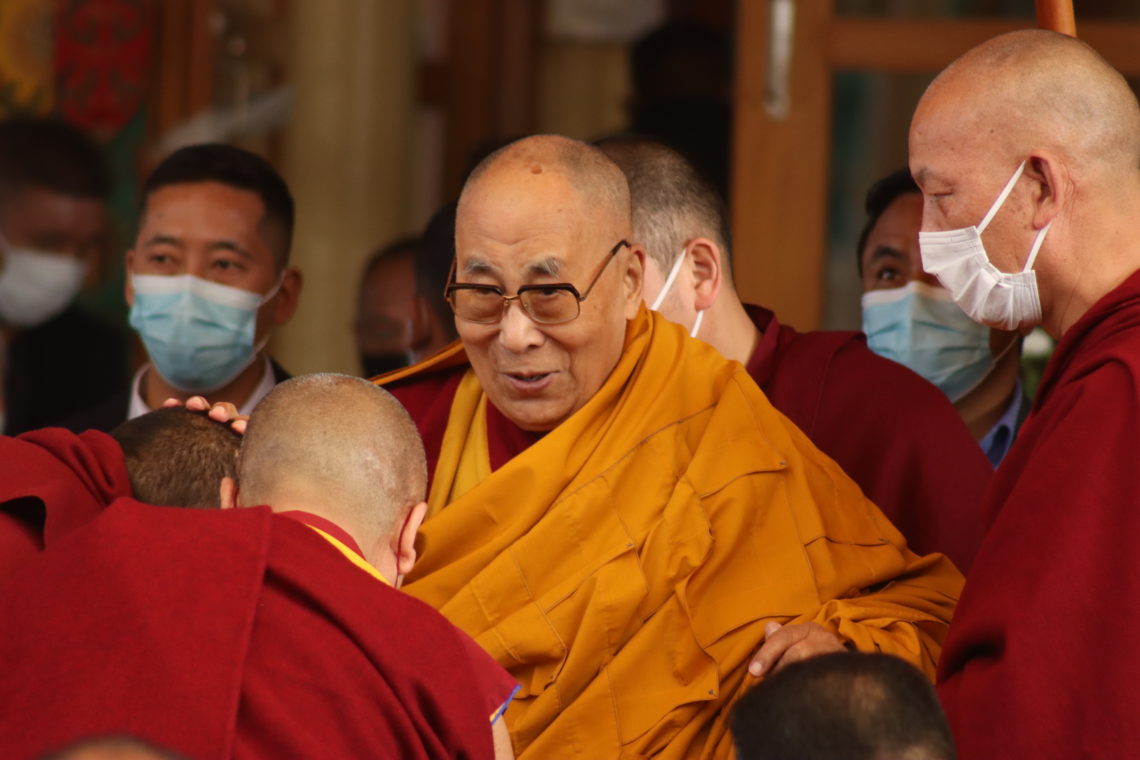 ཆོ་འཕྲུལ་སྨོན་ལམ་དུས་ཆེན་གྱི་ཉིན་སྐྱེས་རབས་དང་སེམས་སྐྱེད་ཀྱི་བཀའ་ཆོས ...