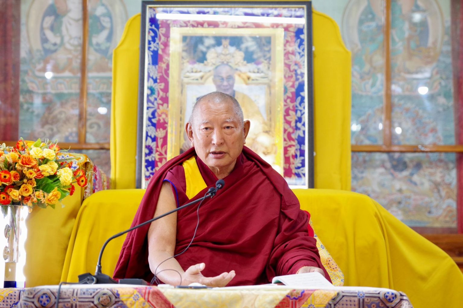 ༧སྐྱབས་རྗེ་ཀིརྟི་རིན་པོ་ཆེ་མཆོག་གི་སྐུ་པར་སྒྲིག་གཤོམ་བྱེད་པར་དམ་དྲག་ཆེན ...