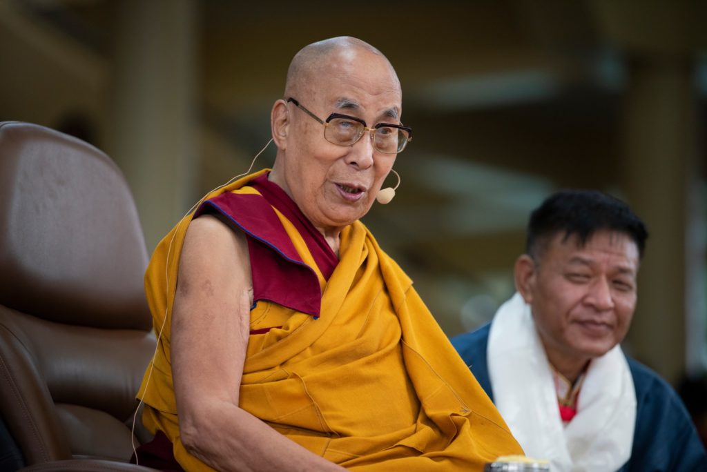 ༸གོང་ས་མཆོག་གིས་འཁྲུངས་སྐར་མཛད་སྒོའི་སྐབས་བཀའ་སློབ་བསྩལ།